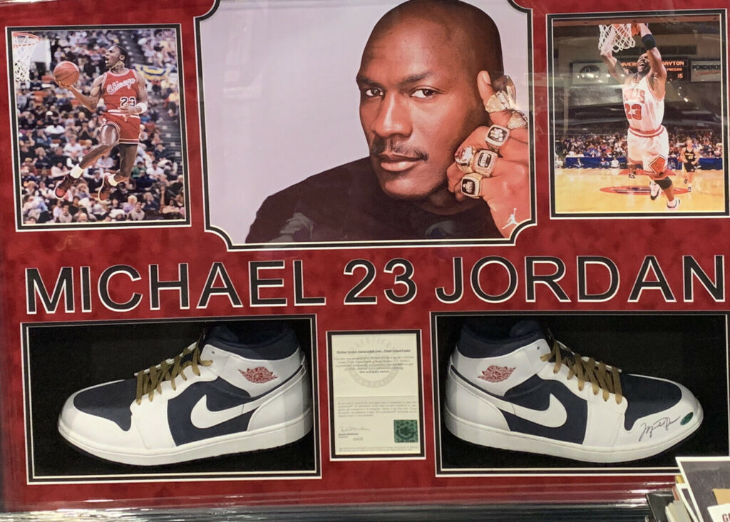 Michael Jordan Signed (Air Jordans 1’s) Upper Deck COA Custom Framed ...